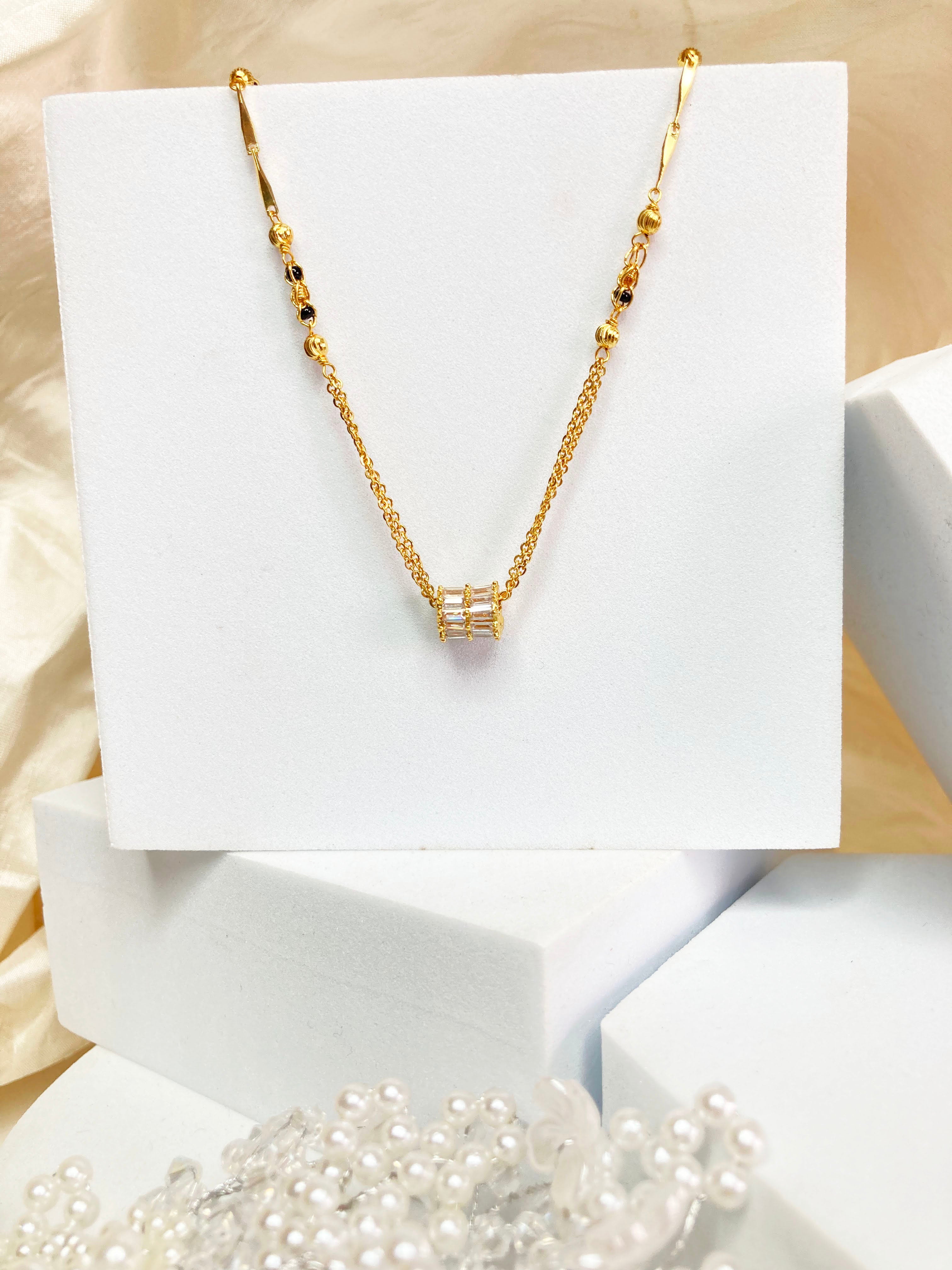 Golden Avnee Delicate Mangalsutra – Jelvi